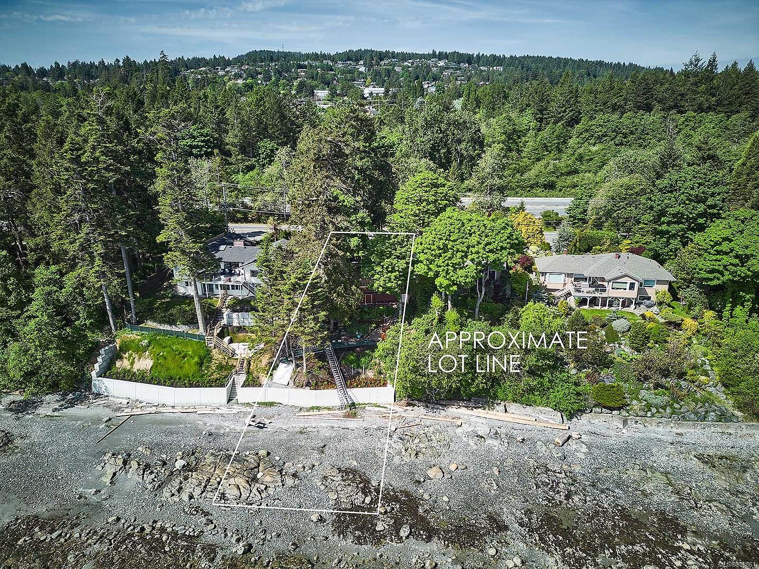 9005 Lochside Dr, North Saanich, BC V8L 1N1 | MLS #989861 | Zillow