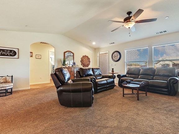 1087 Janine Ct, Galt, CA 95632 | Zillow