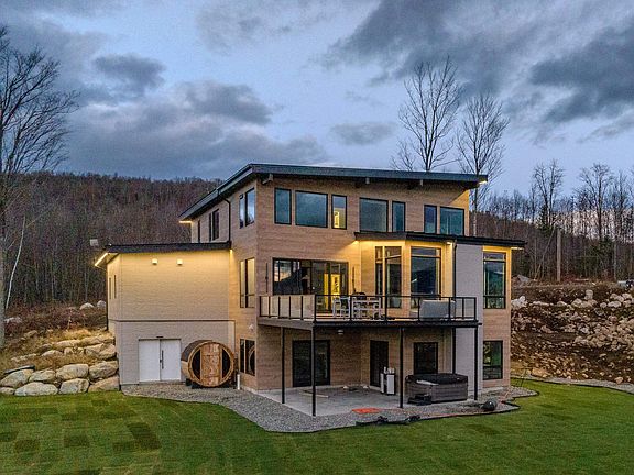 289 Ledgewood Drive, Bethlehem, NH 03574 | MLS #5024097 | Zillow