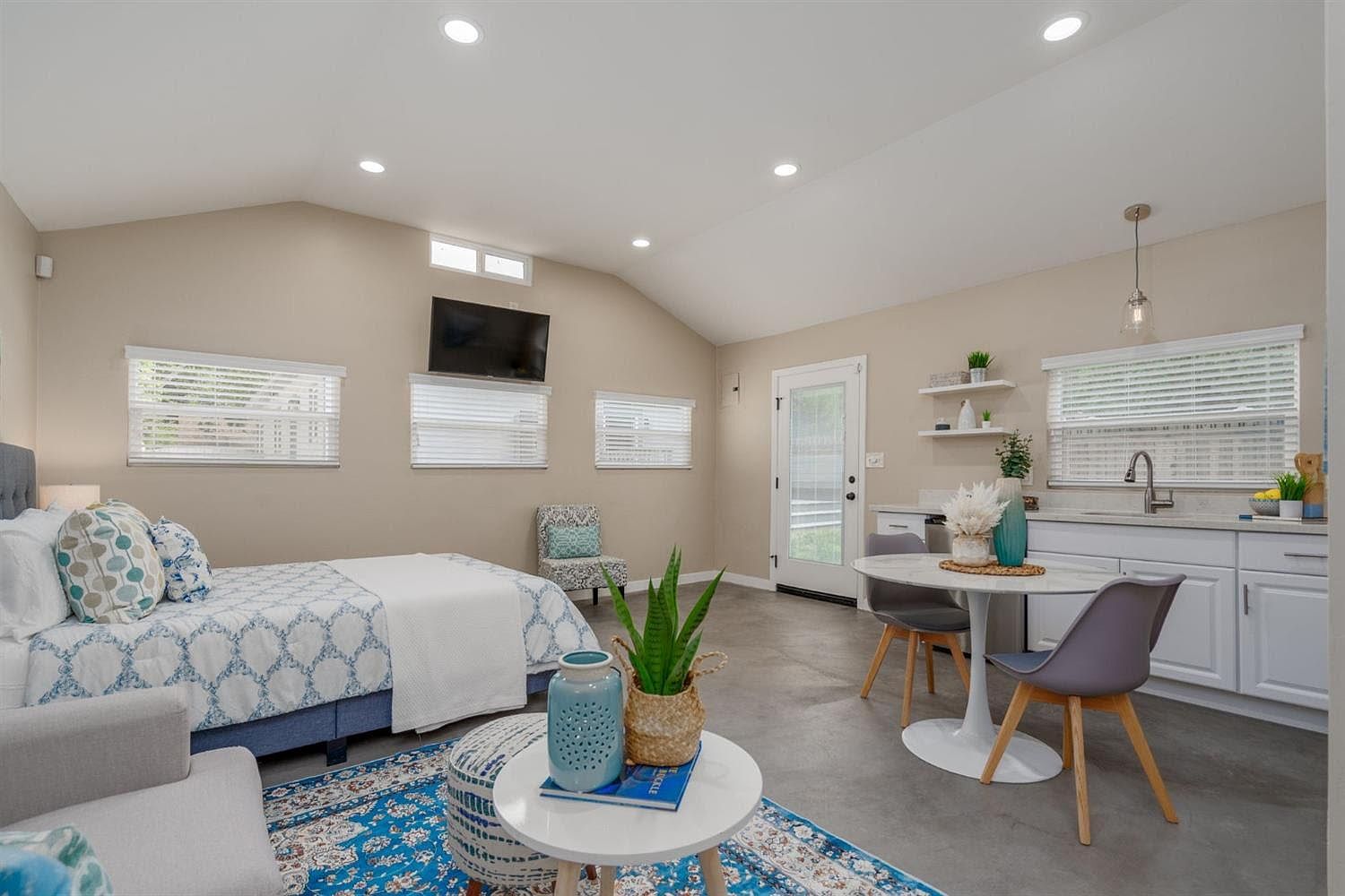 2608 Castro Way #1, Sacramento, CA 95818 | Zillow