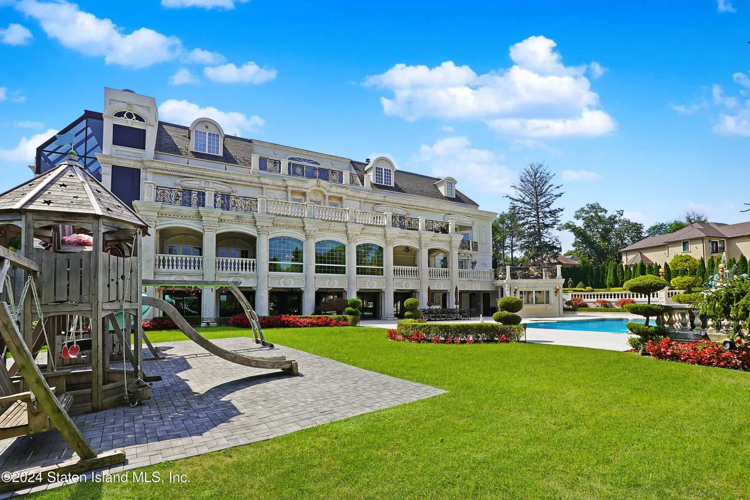 177 Benedict Road #1 in Todt Hill, Staten Island | StreetEasy