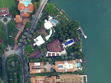 2 Star Island Dr, Miami Beach, FL 33139 | Zillow