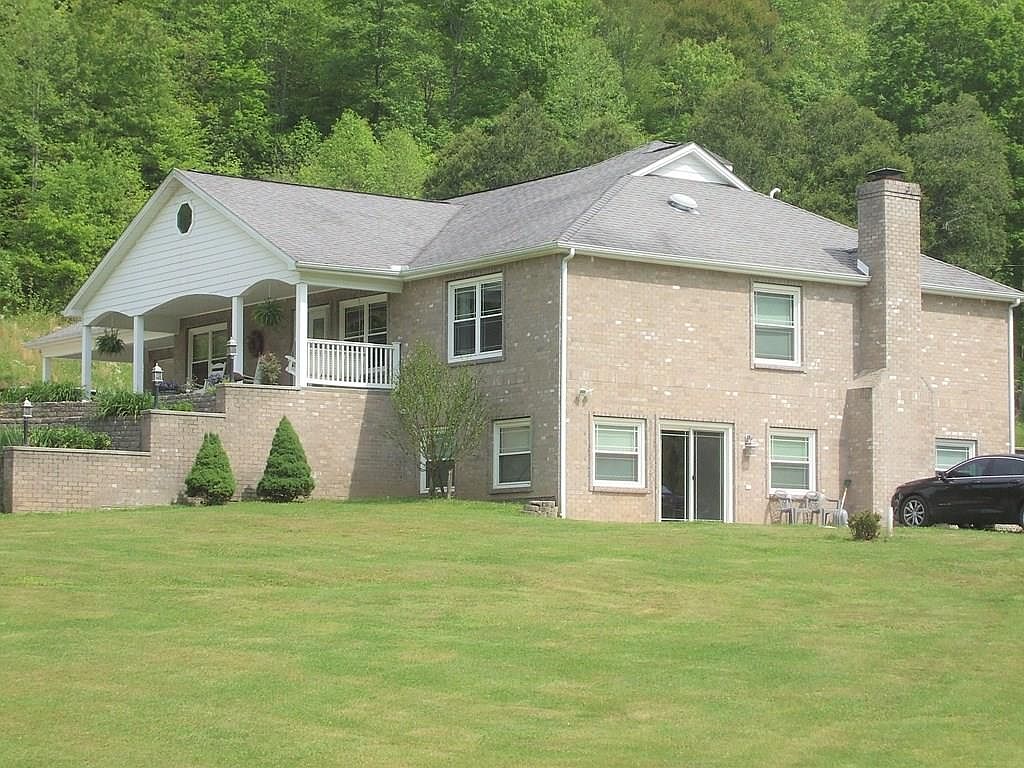 530 Middle Frk, Hagerhill, KY 41222 | MLS #118126 | Zillow