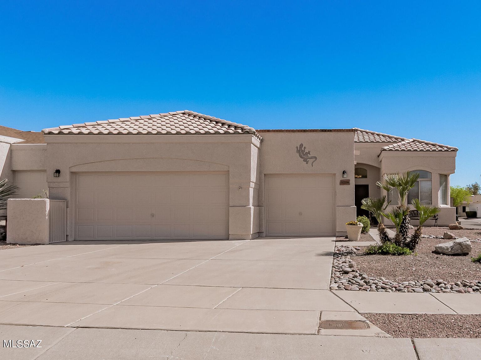 10206 E Calle Cadiz, Tucson, AZ 85747 | Zillow