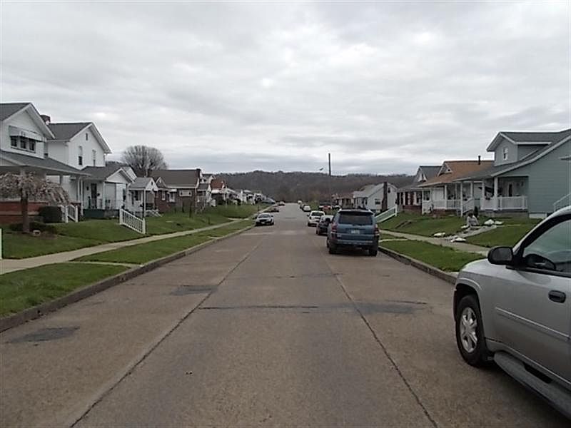 1308 3rd St, Moundsville, WV 26041 | Zillow