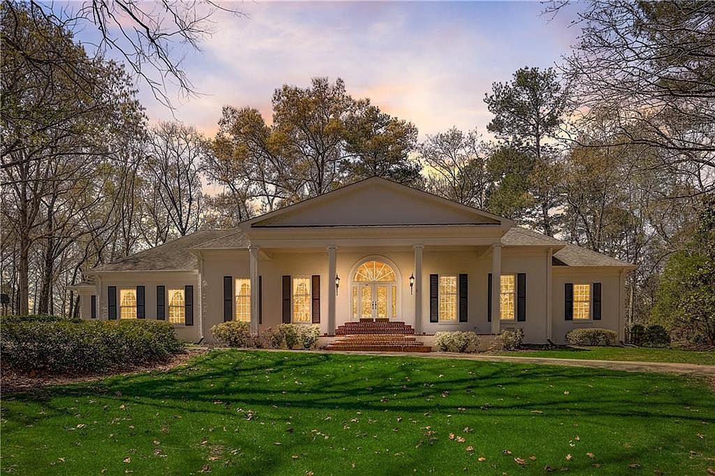 3205 Spalding Dr, Sandy Springs, GA 30350 | MLS #7359011 | Zillow