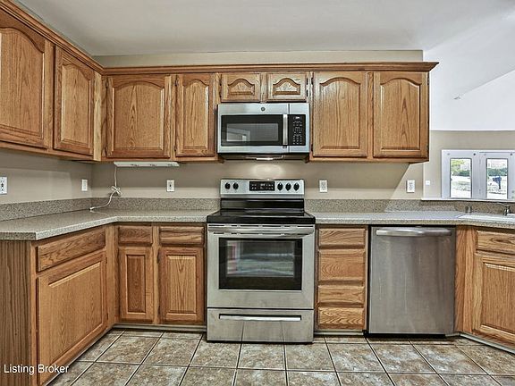 2811 Brassfield Cir, Shelbyville, KY 40065 | Zillow