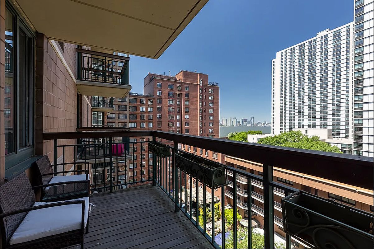 333 Rector Pl APT 1012, New York, NY 10280 | Zillow