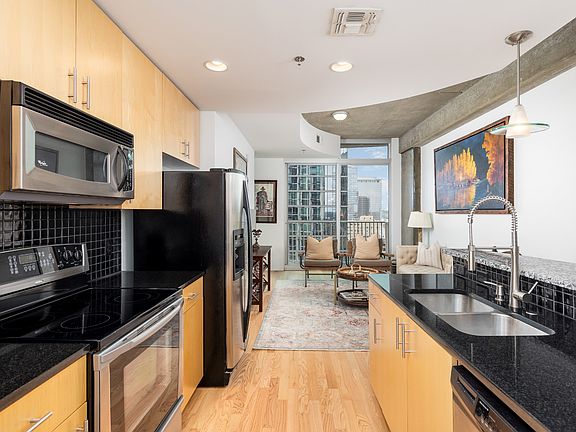 415 Church St APT 1604, Nashville, TN 37219 | MLS #2550369 | Zillow