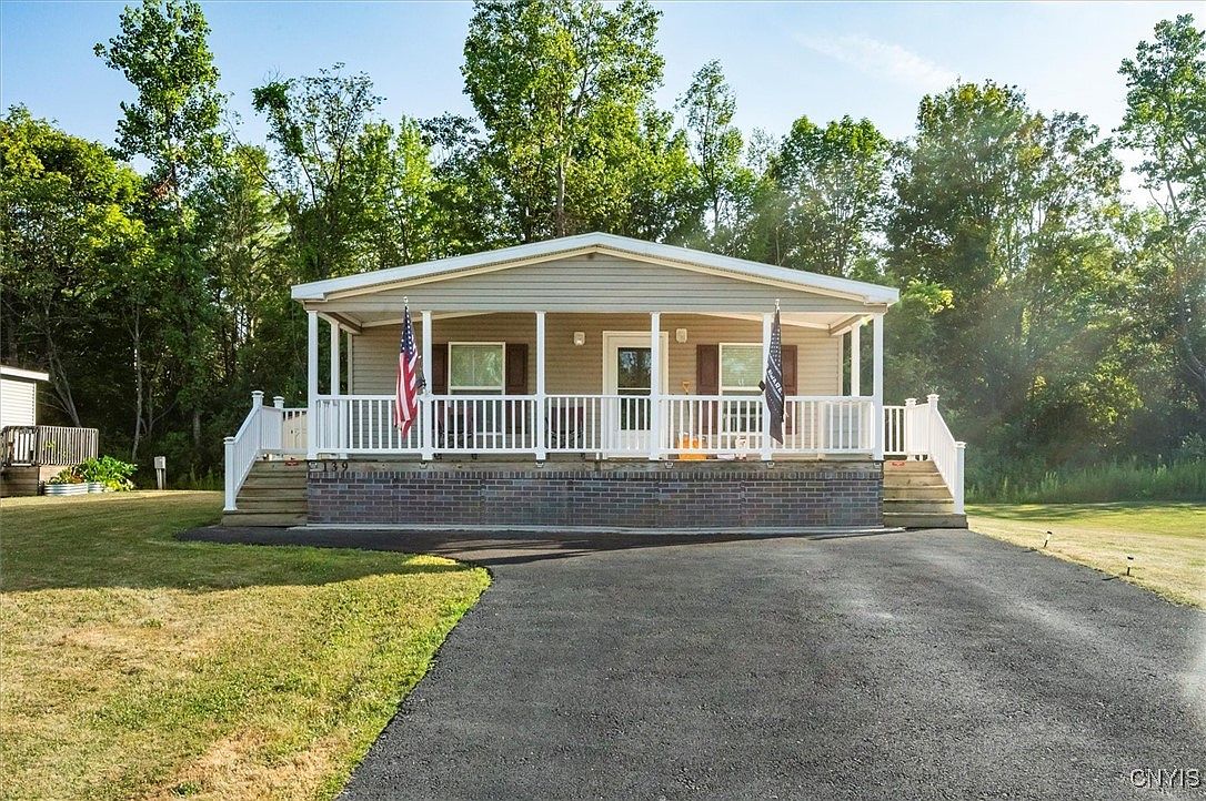 139 Royal Meadows Dr, Clinton, NY 13323 | MLS #S1626034 | Zillow