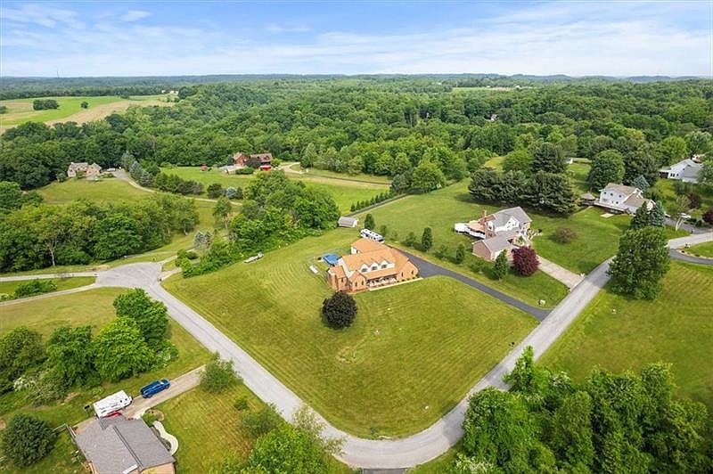 144 Colonial Dr, Clinton, PA 15026 | Zillow