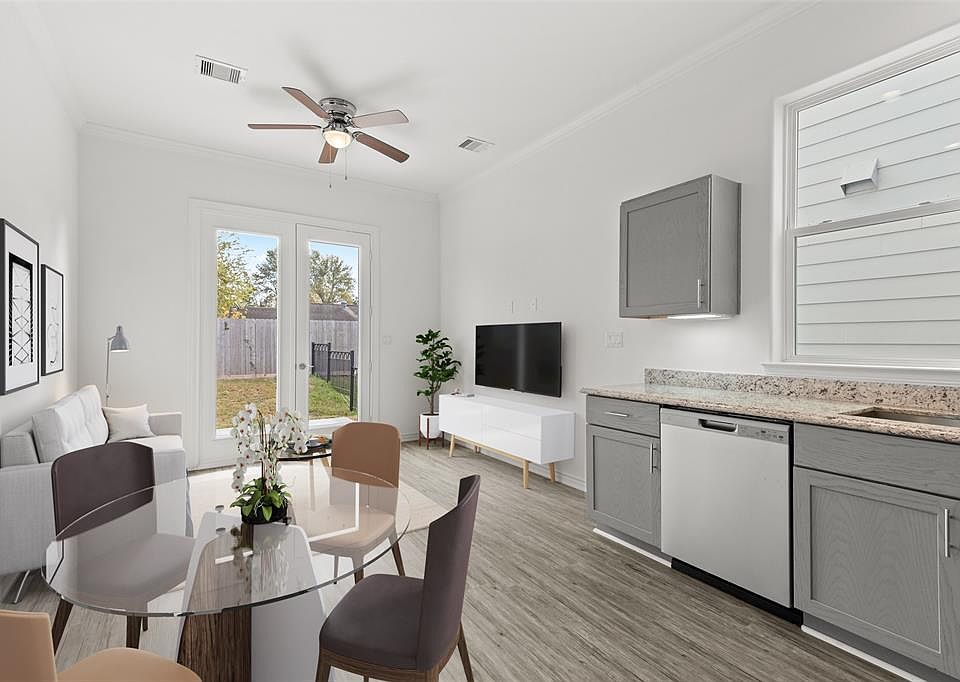 3247 Real St #B, Houston, TX 77087 | Zillow