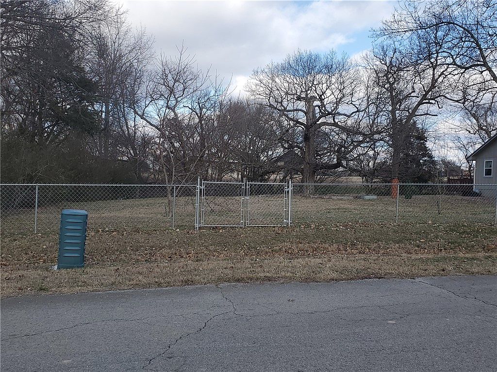 Jay Ave #11, Elkins, AR 72727 | MLS #1298940 | Zillow