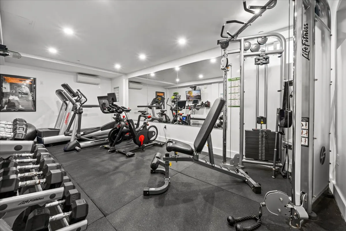 9917 Shore Road #5A in Fort Hamilton, Brooklyn | StreetEasy