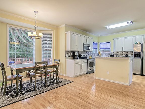 200 Oak Point Landing Dr, Mount Pleasant, SC 29464 | MLS #23001591 | Zillow