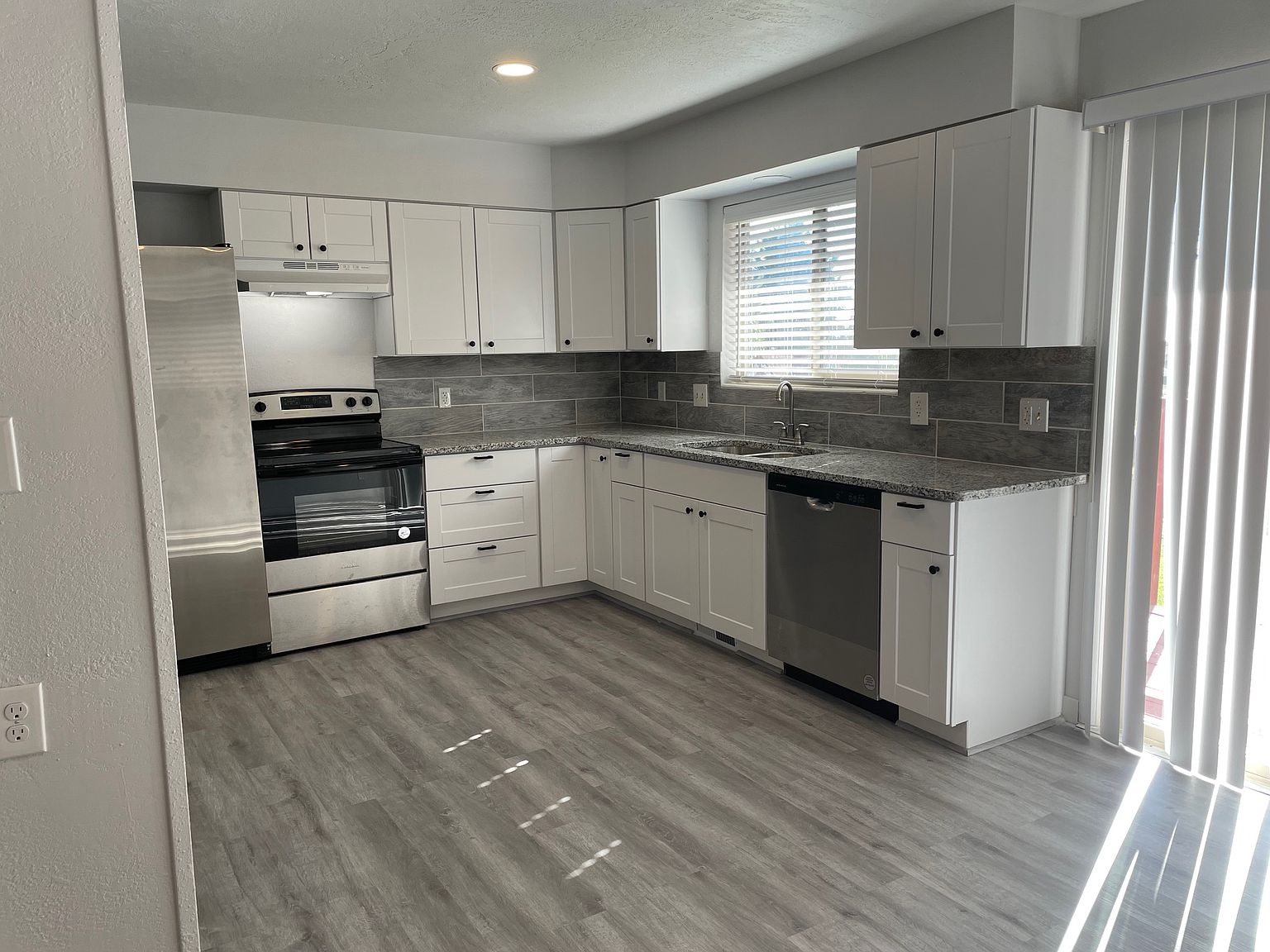 1267 Kimberly Dr, Layton, UT 84040 | Zillow