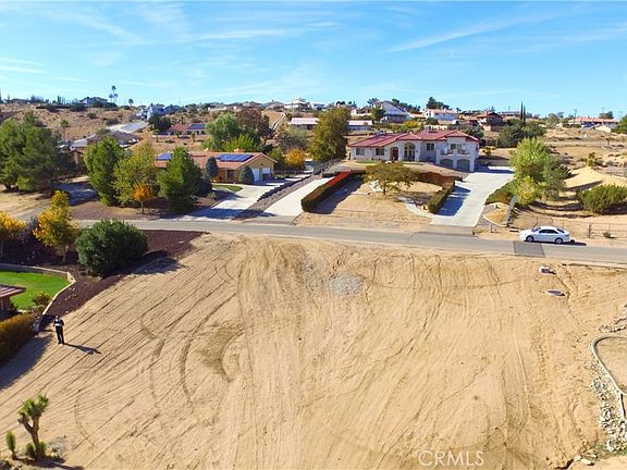 7745 Calpella Ave, Hesperia, CA 92345 | MLS #HD22243697 | Zillow