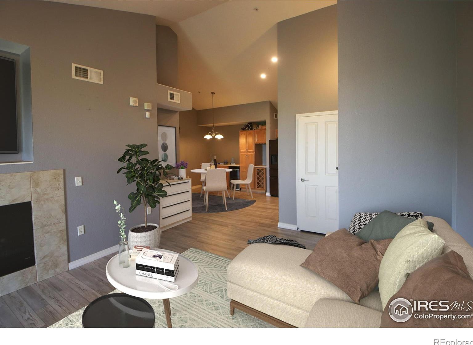 804 Summer Hawk Drive Unit 2303, Longmont, CO 80504 | MLS #IR993613 ...