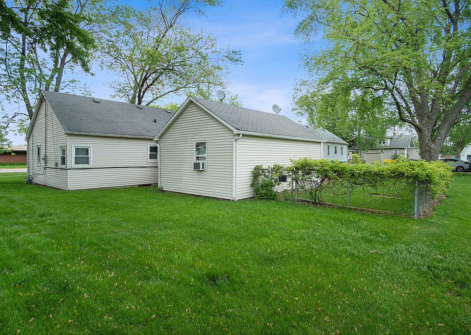 5145 W Main St, Monee, IL 60449 | Zillow