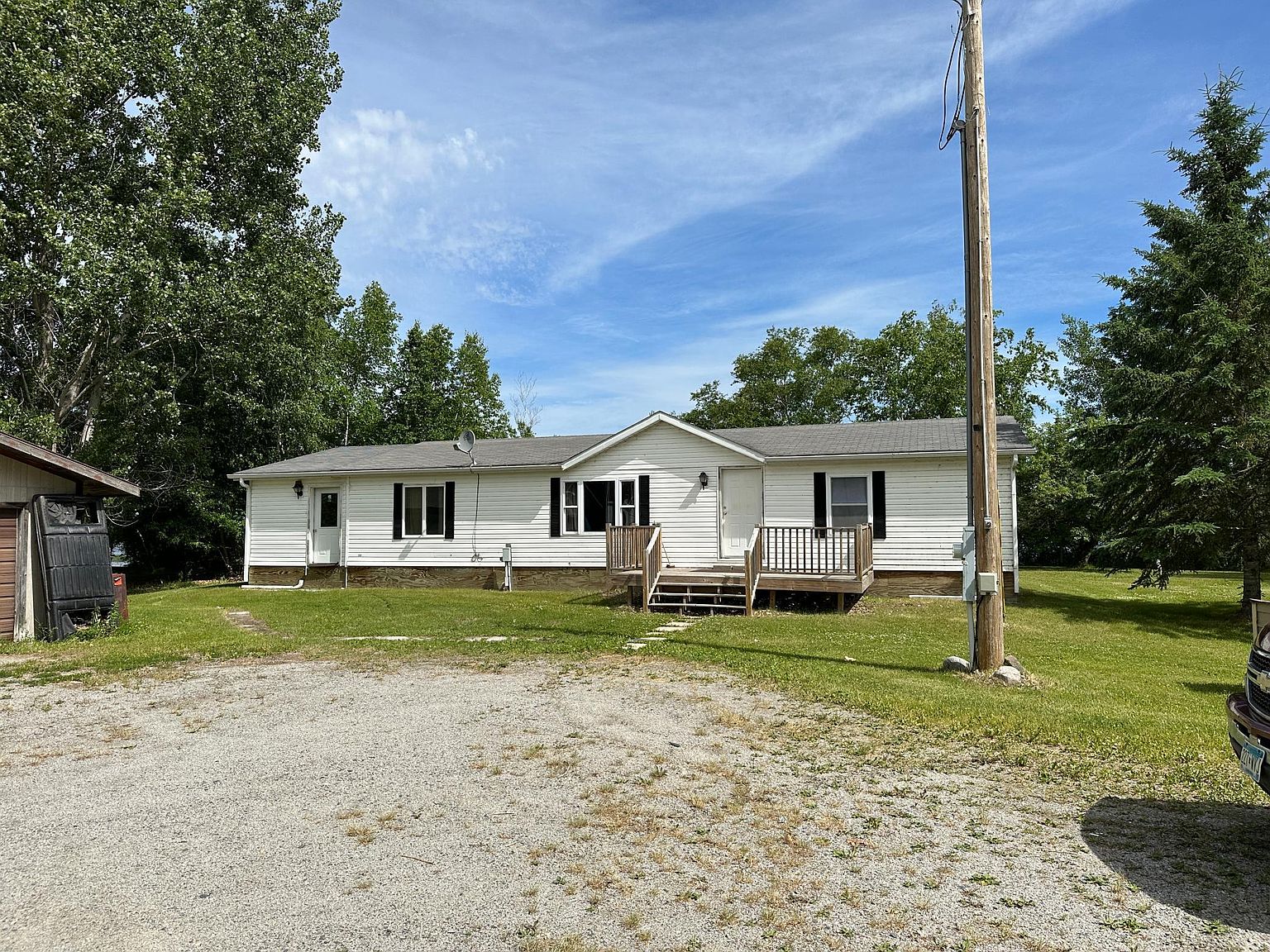 566 State Highway 172 NW, Baudette, MN 56623 | MLS #6392040 | Zillow