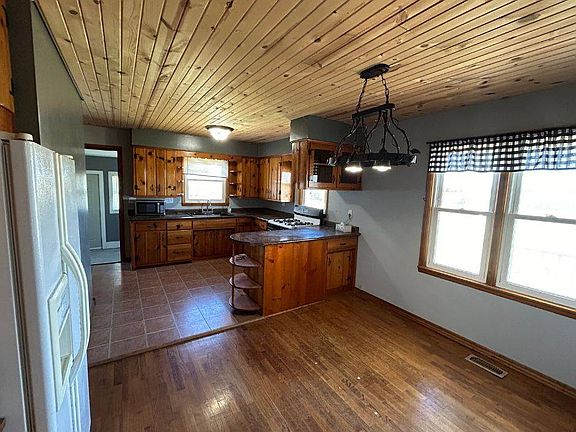 1305 County Road 1400 E, Geff, IL 62842 | MLS #11341095 | Zillow