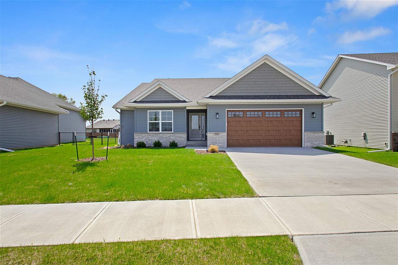 1215 Sand Prairie Dr, Iowa City, IA 52240 | Zillow