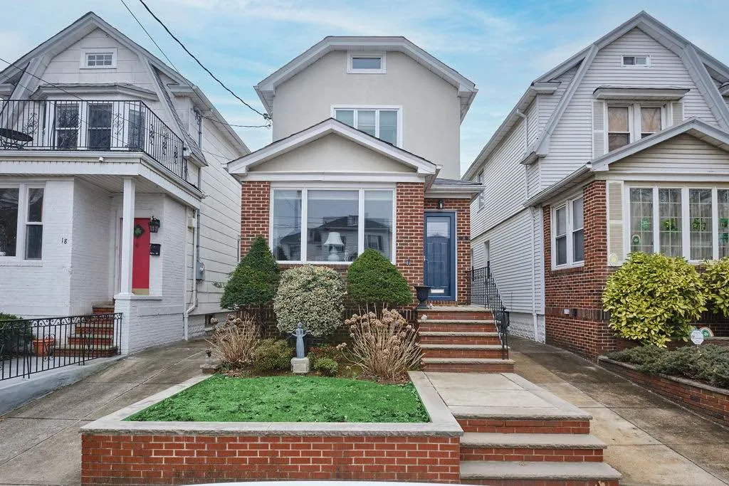 16 77th Street #1 in Bay Ridge, Brooklyn | StreetEasy
