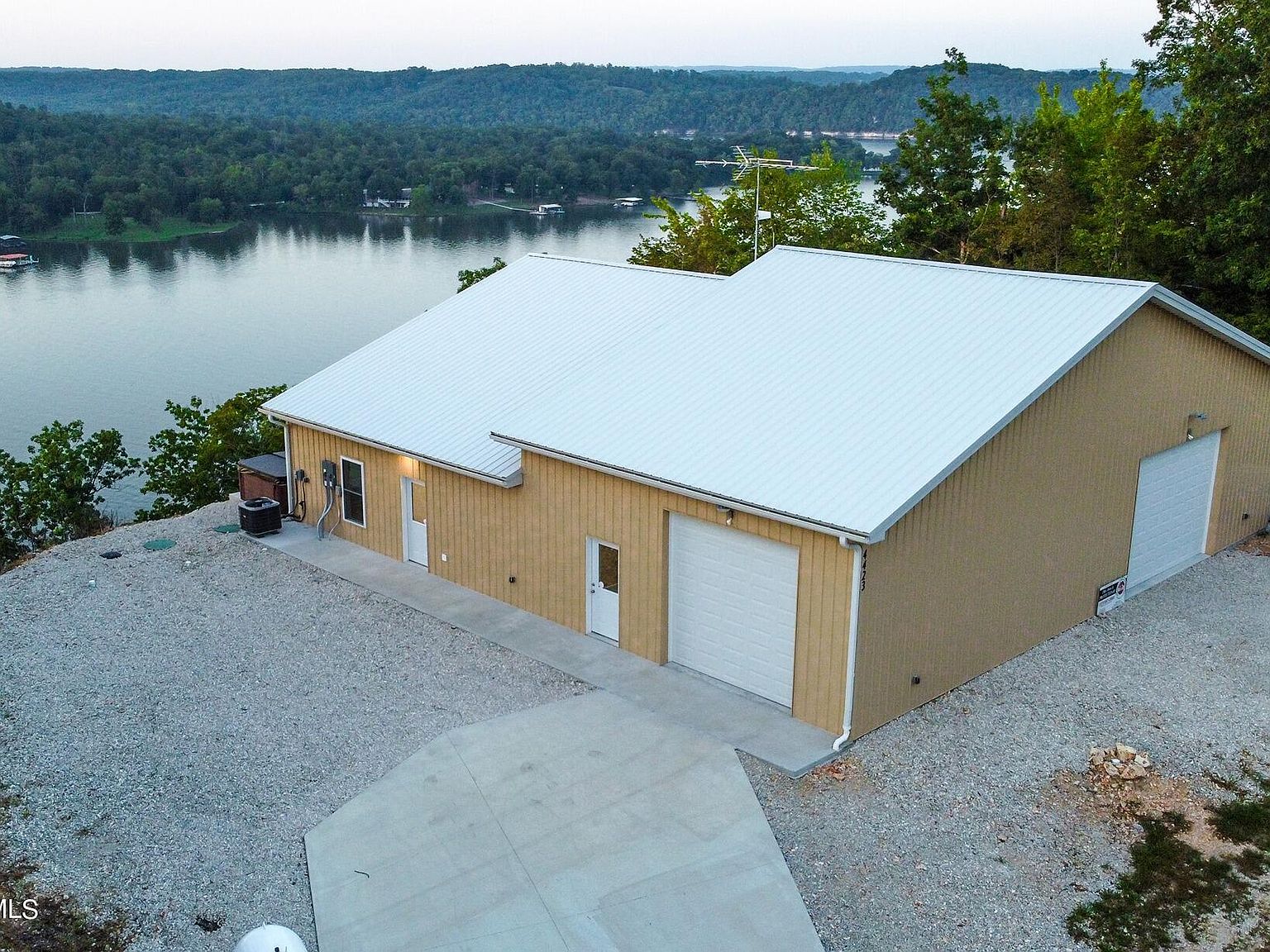 4423 Lw High Point Rd, Stover, MO 65078 | MLS #10066830 | Zillow