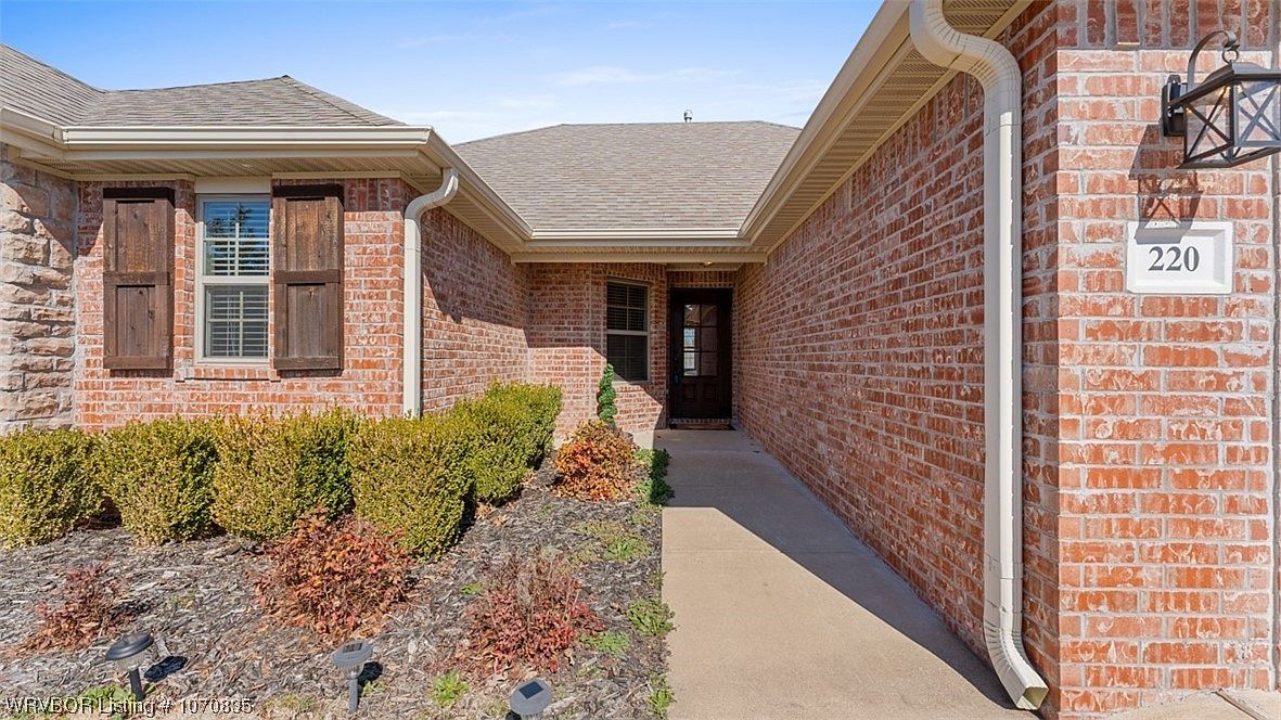 220 Ranalli Ave, Springdale, AR 72762 | Zillow