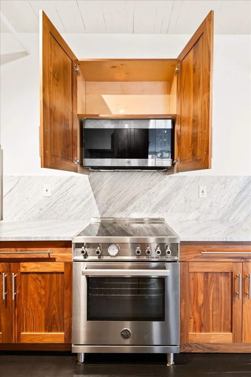 392 West Broadway #4F in Soho, Manhattan | StreetEasy