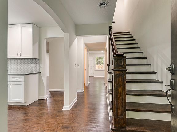 2129 Hickory Springs Rd, Johnson City, TN 37604 | Zillow