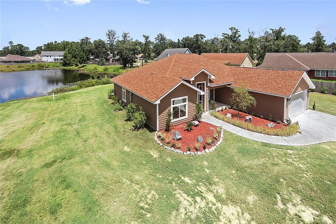 516 Hideaway Lake Loop, Kingsland, GA 31548 | Zillow