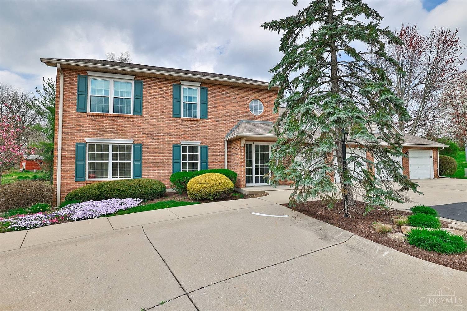 3721 W Galbraith Rd Unit A, Cincinnati, OH 45247 | Zillow