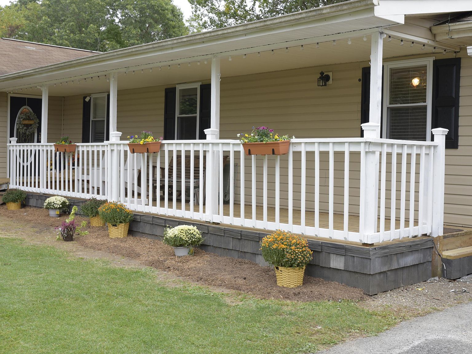 3446 Ballard Red Sulphur Pkwy, Peterstown, WV 24963 | MLS #24-1182 | Zillow