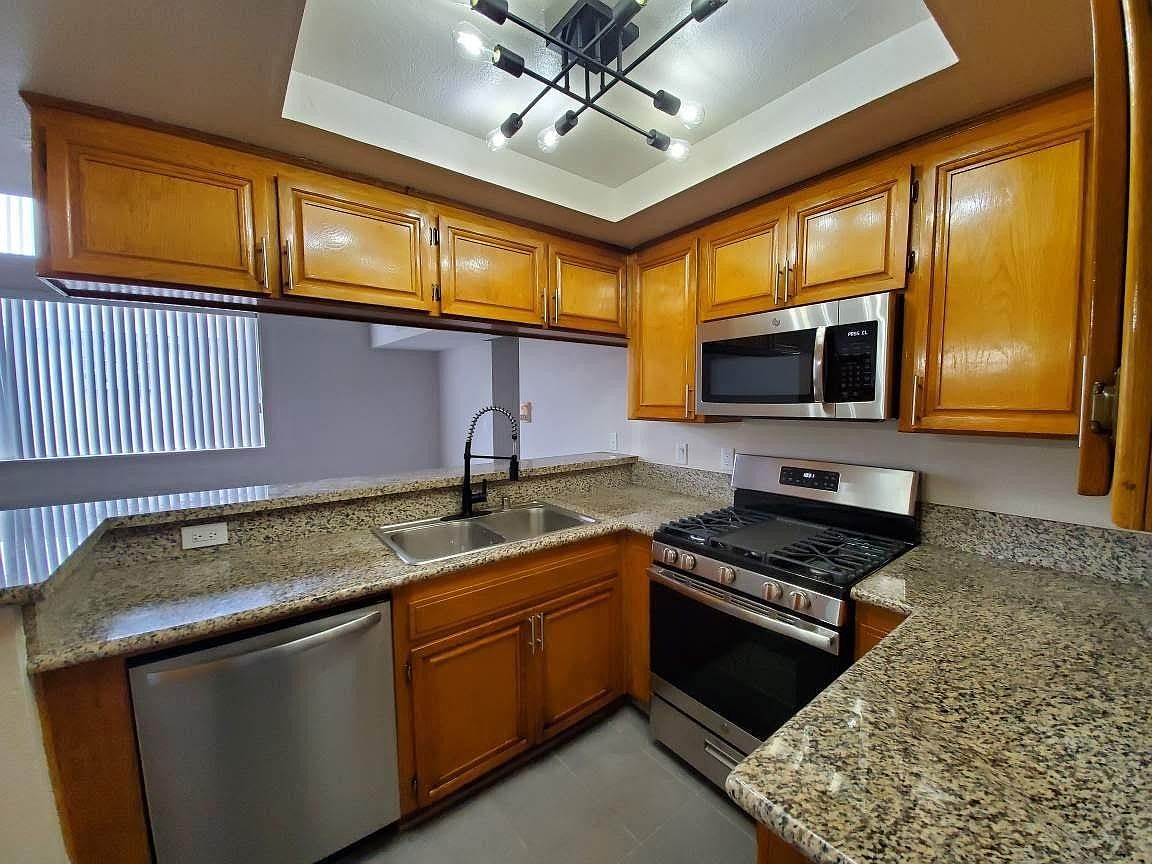 5238-5242-5248 Cartwright Ave #8, North Hollywood, CA 91601 | Zillow