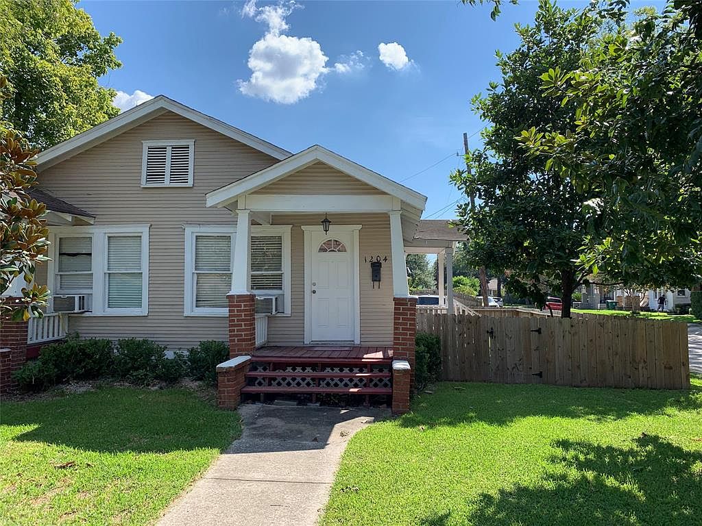 1204 Studewood St, Houston, TX 77008 | Zillow