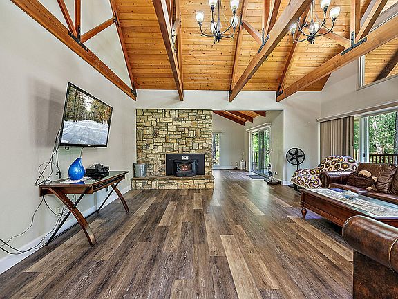 255 Hessar St, Grants Pass, OR 97527 | Zillow