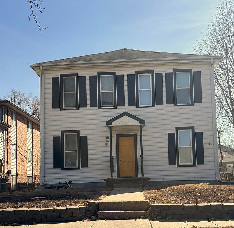911 Washington St APT 4, Lincoln, NE 68502 | Zillow