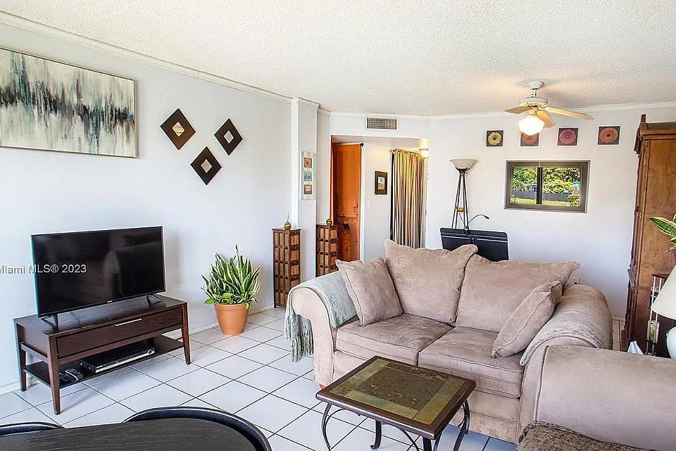 8301 SW 142nd Ave #C, Miami, FL 33183 | Zillow