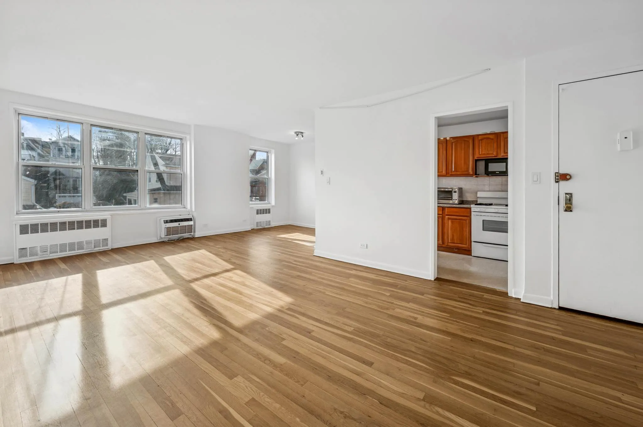 5730 Mosholu Avenue #5F in Riverdale, Bronx | StreetEasy