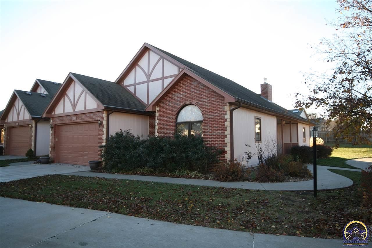2311 SW Brookhaven Ln, Topeka, KS 66614 | Zillow