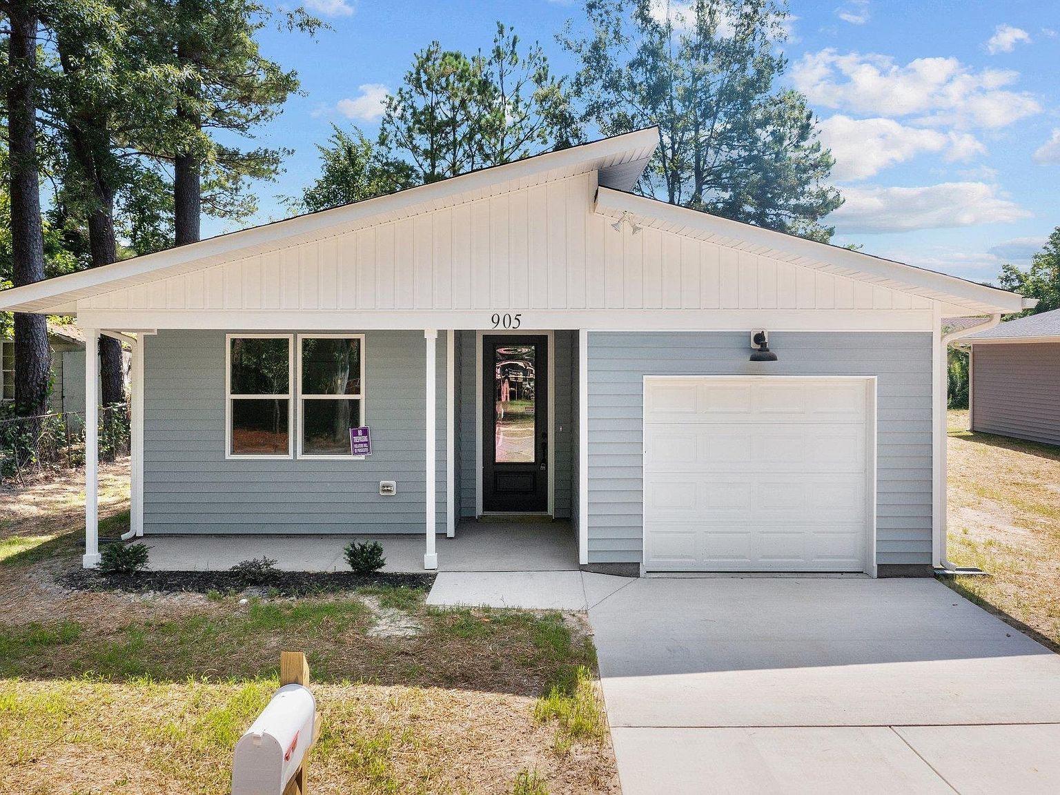 905 East St, Smithfield, NC 27577 | Zillow