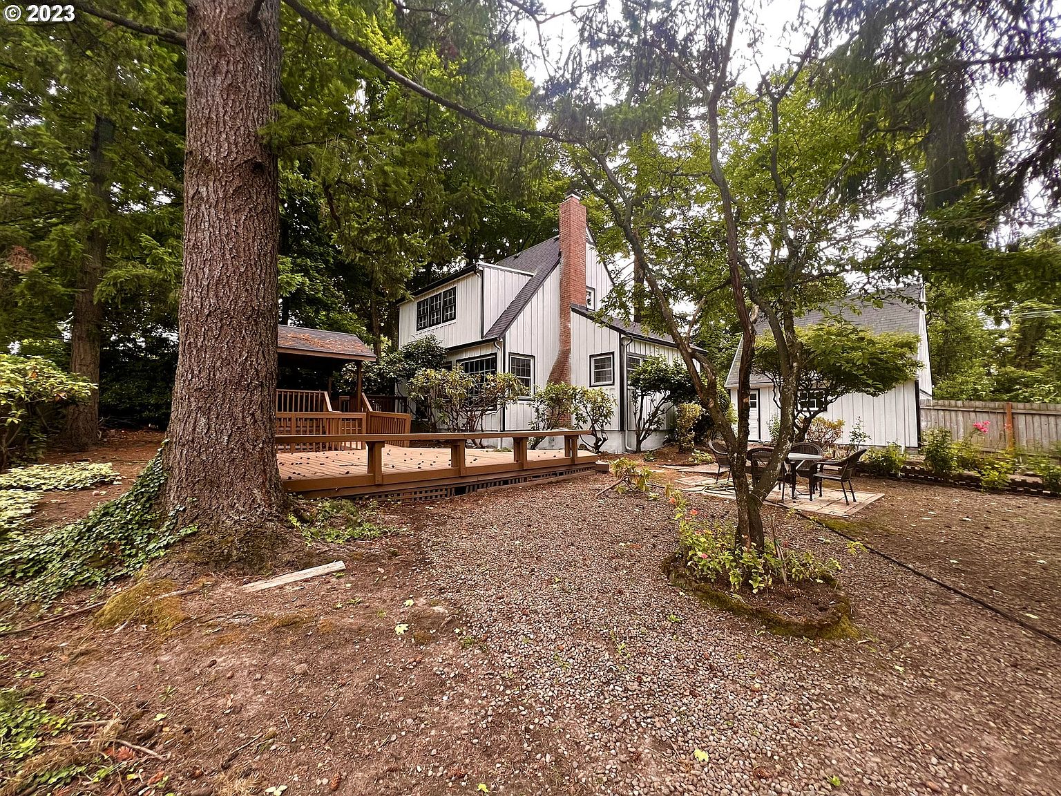 6151 SW Taylors Ferry Rd, Portland, OR 97219 | MLS #23223997 | Zillow