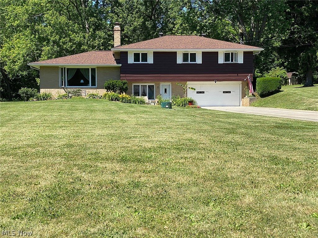 5942 Dailey Rd, Akron, OH 44319 | Zillow