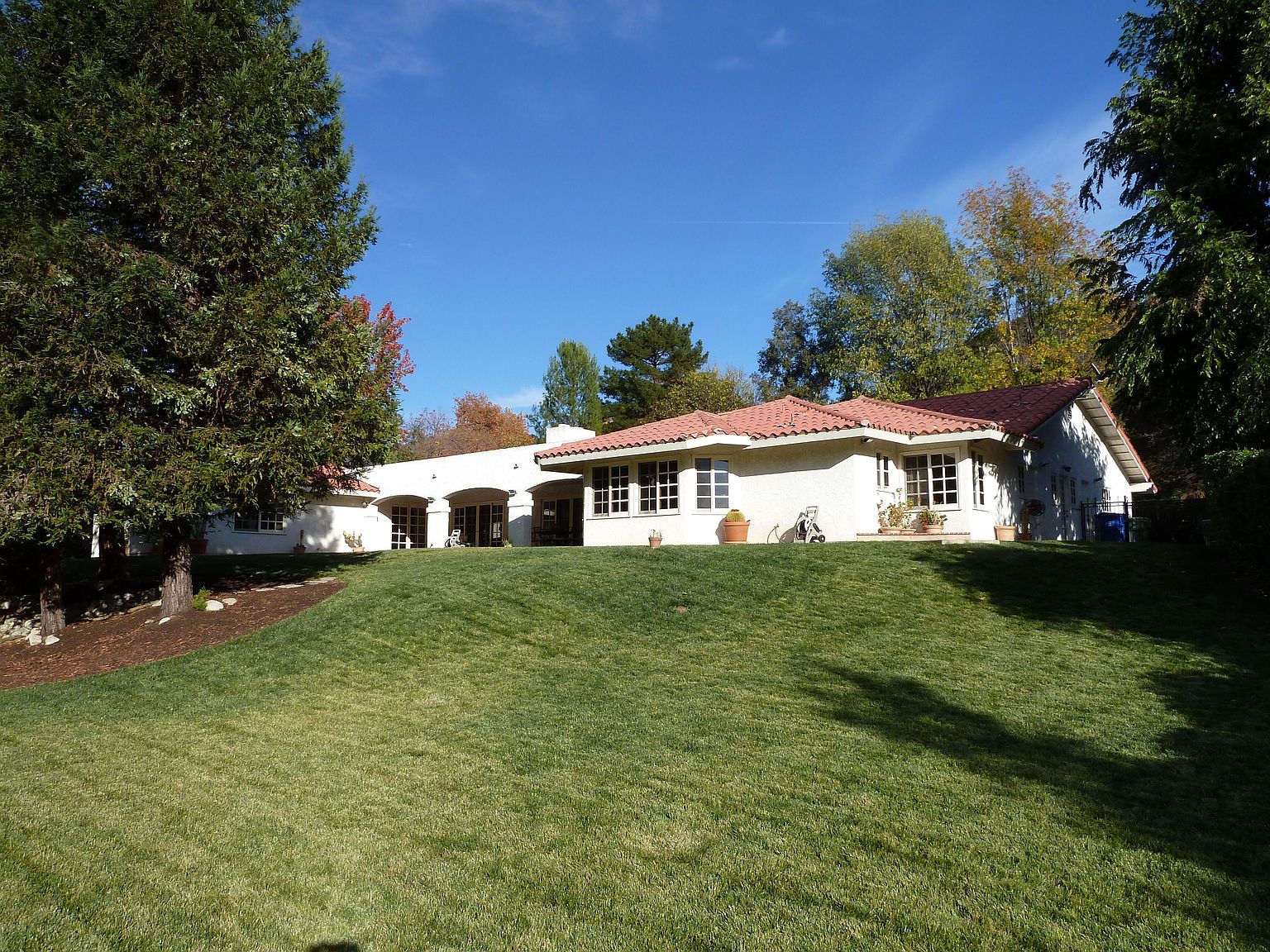 24359 Mulholland Hwy, Calabasas, CA 91302 | Zillow