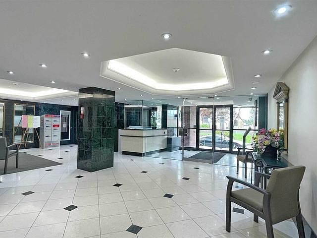 2365 Kennedy Rd, Toronto, ON M1T 3S6 | Zillow