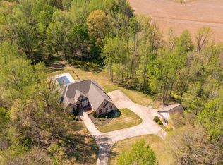 24 Breakwater Cv, Jackson, TN 38305 | MLS #241901 | Zillow