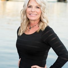 Debi Murray - Real Estate Agent in Huntington Beach, CA - Reviews | Zillow