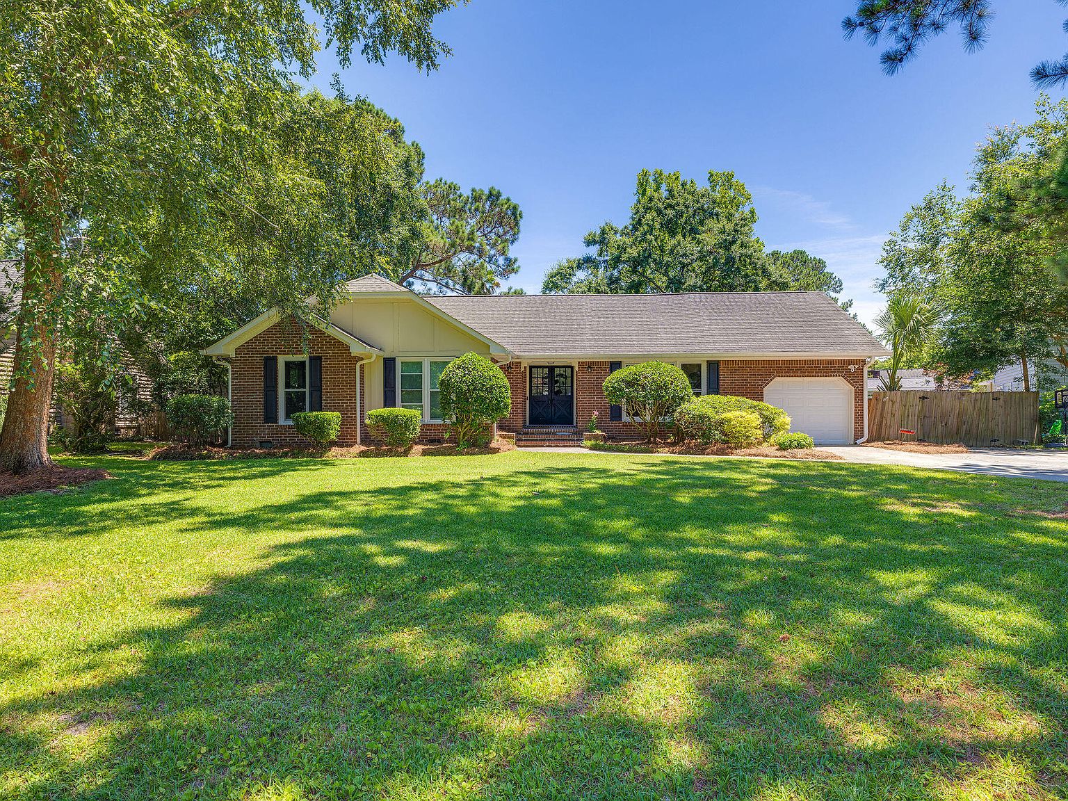 740 Gypsy Ln, Mount Pleasant, SC 29464 | Zillow