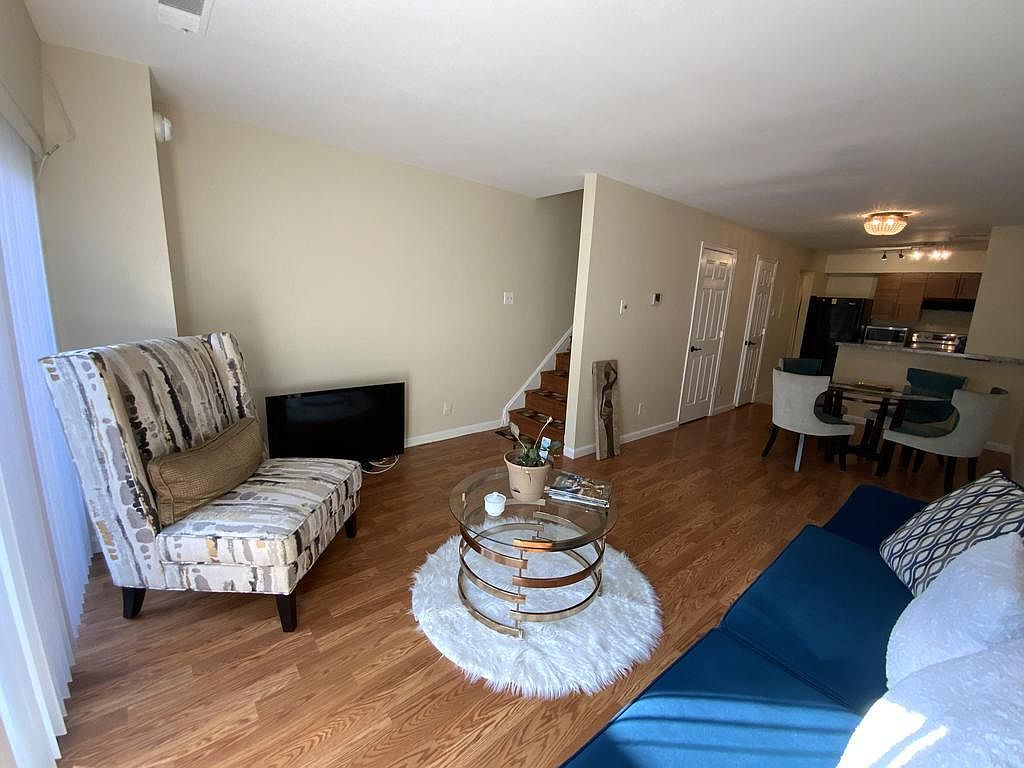 3075 Hawthorne Dr NE, Washington, DC 20017 | Zillow